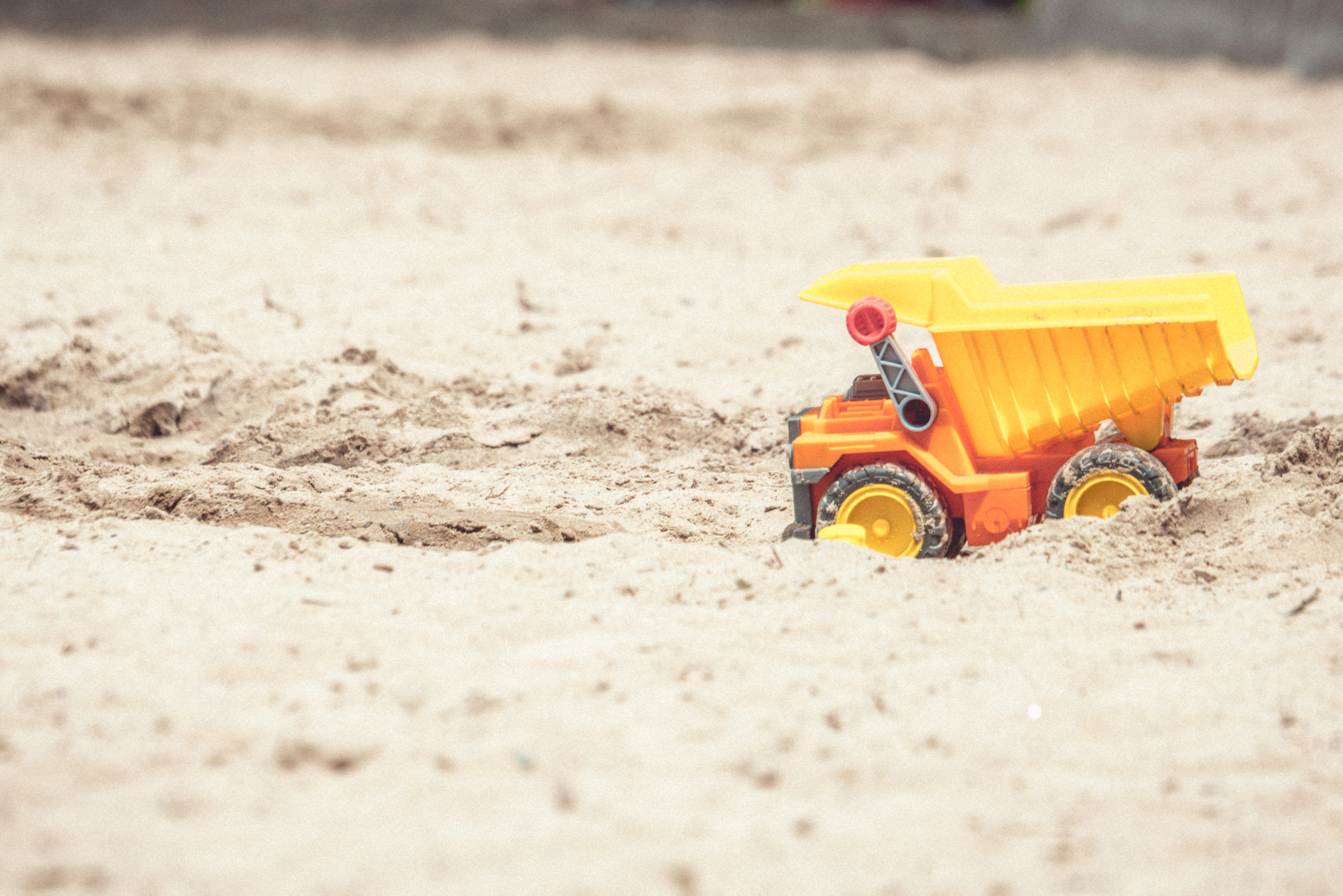 Pros & Cons of Using Sand as a Playground Surface - HK Contractors